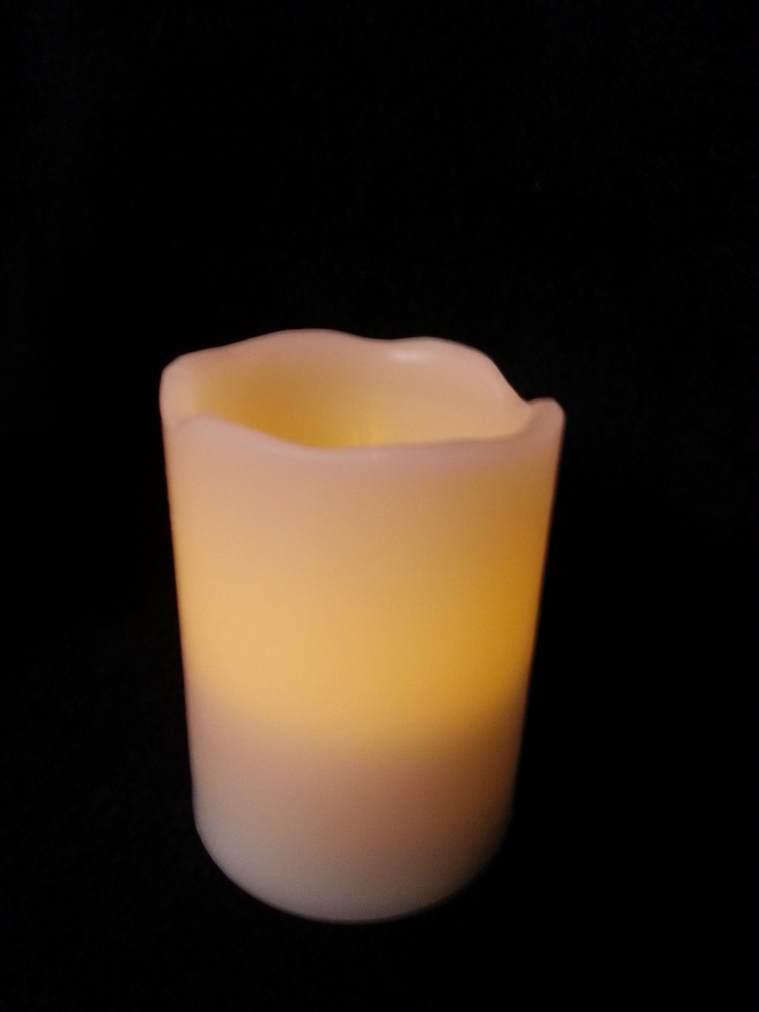 translucent candle | Pics4Learning