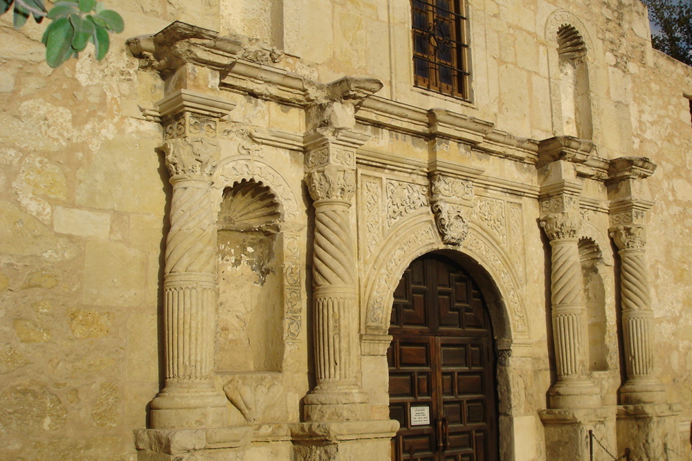 Front of Alamo | Pics4Learning