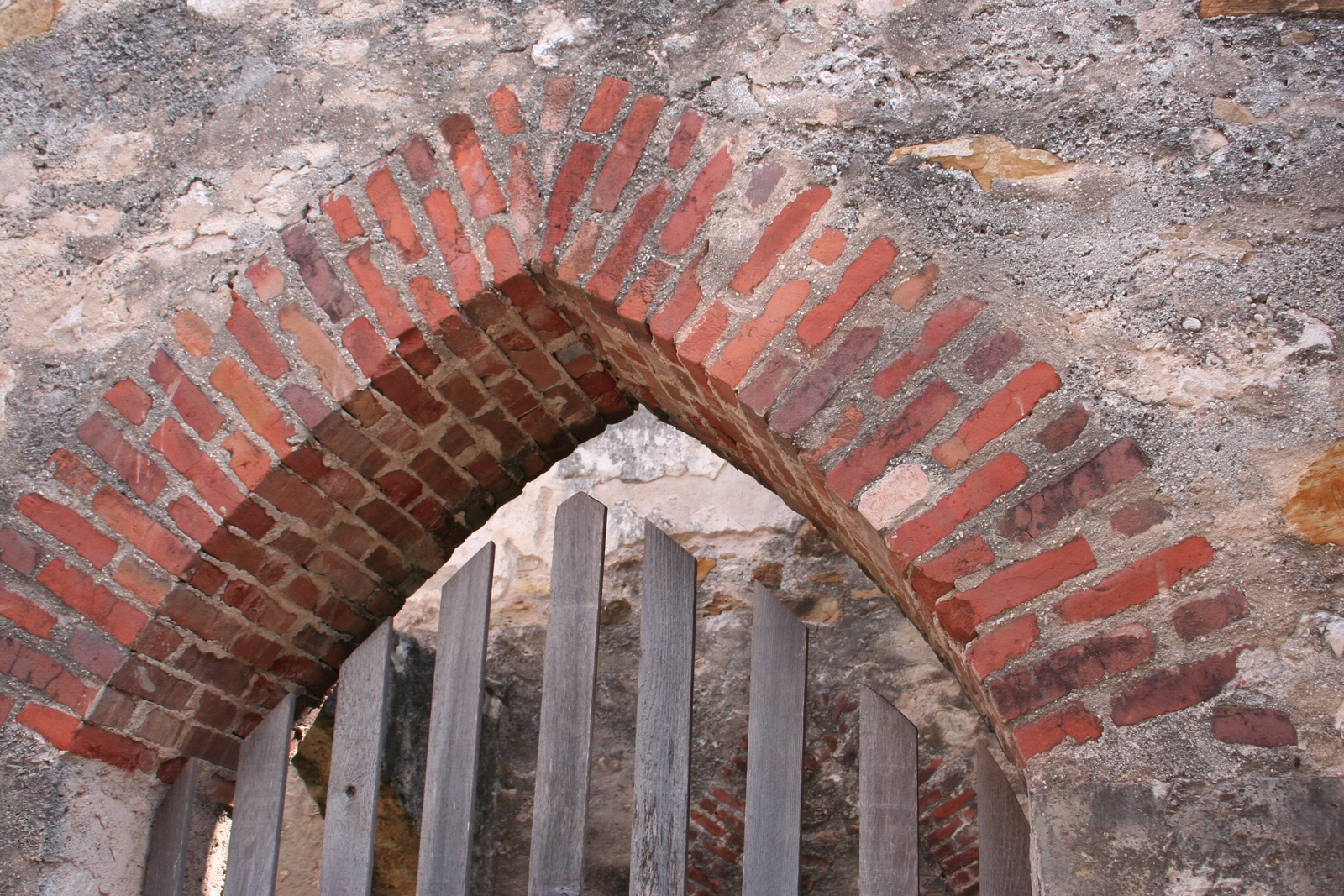 brick arch | Pics4Learning