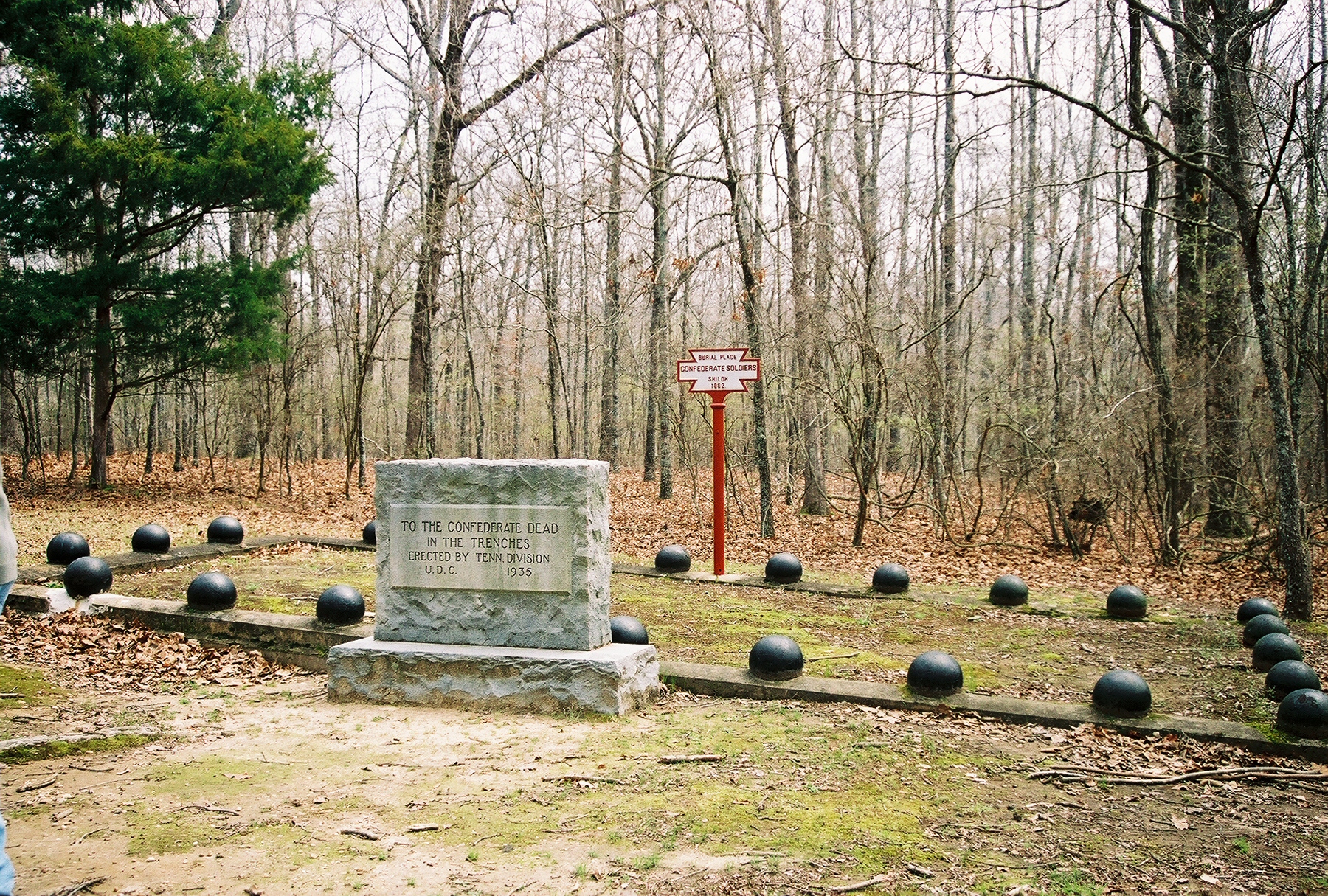 Shiloh - Confederate Burial Trench | Pics4Learning