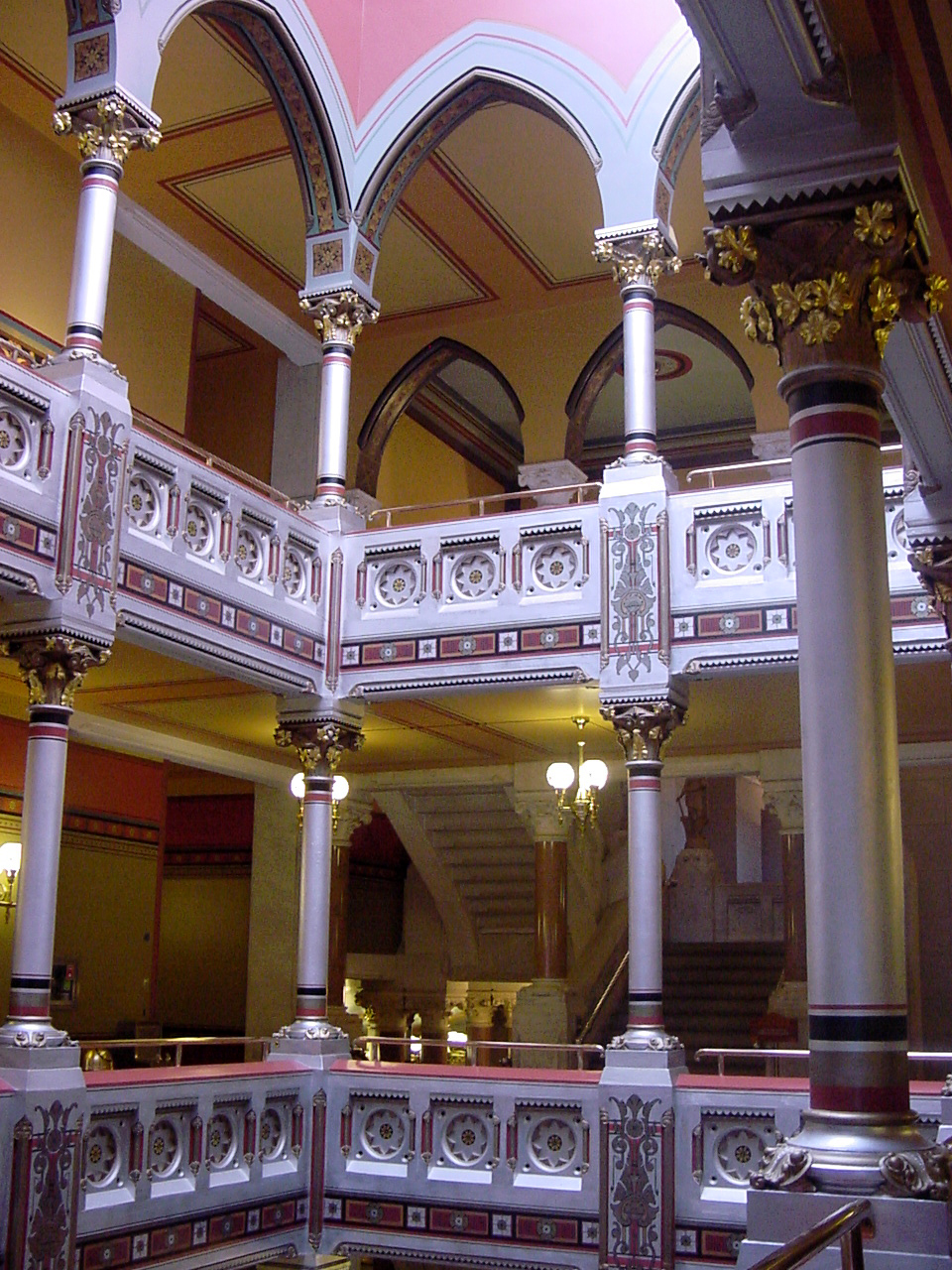 Capitol building interior | Pics4Learning