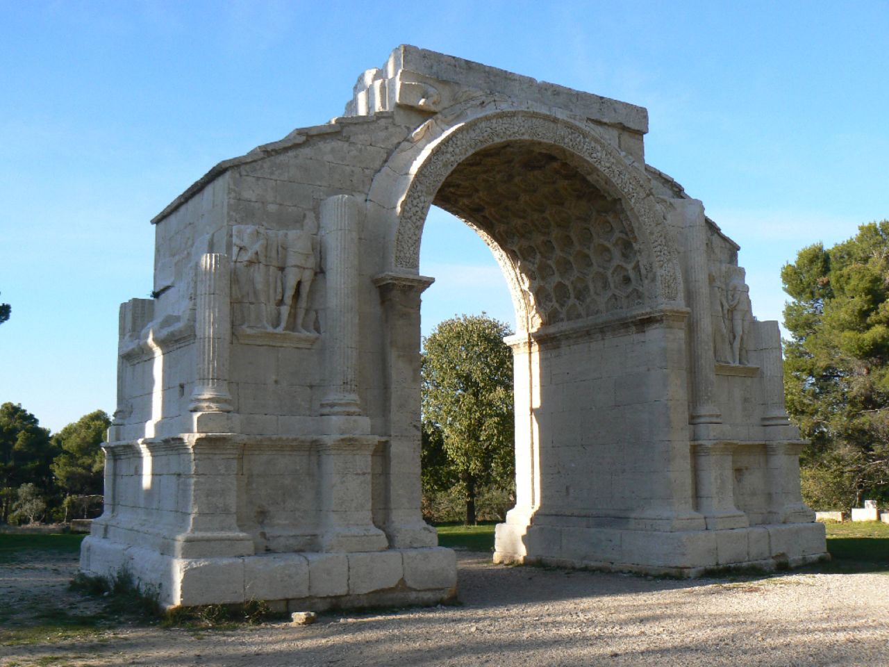 Roman arch at Glanum | Pics4Learning