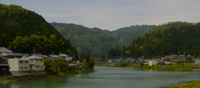 Town on the Hida River | Pics4Learning