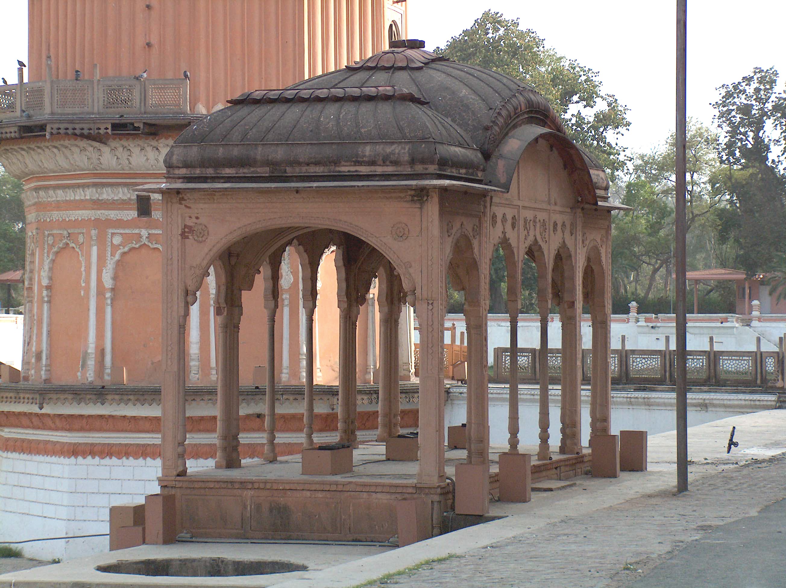 Shish Mahal | Pics4Learning