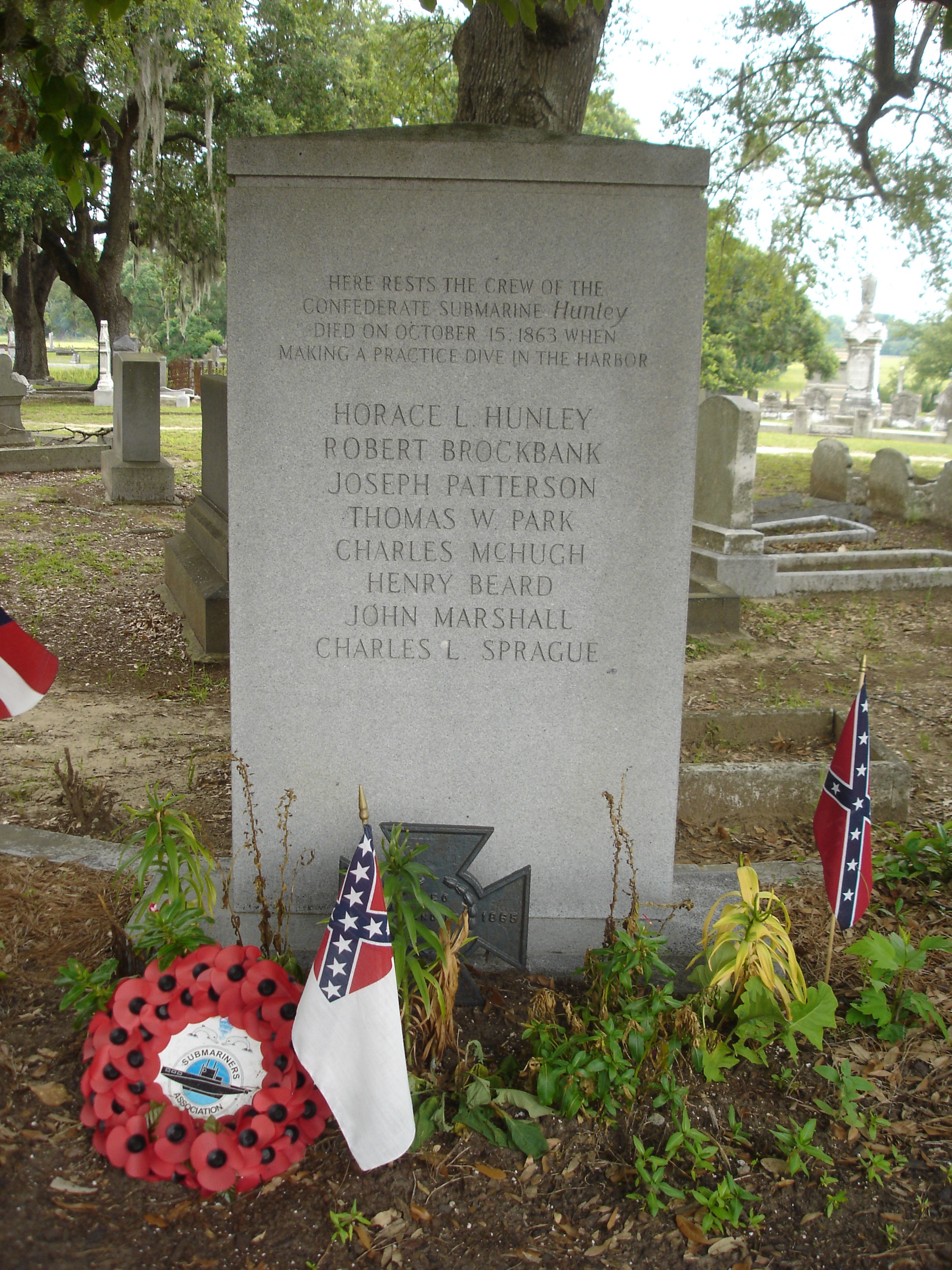 Hunley Crew Burials-Last Confederate burials (2004) | Pics4Learning
