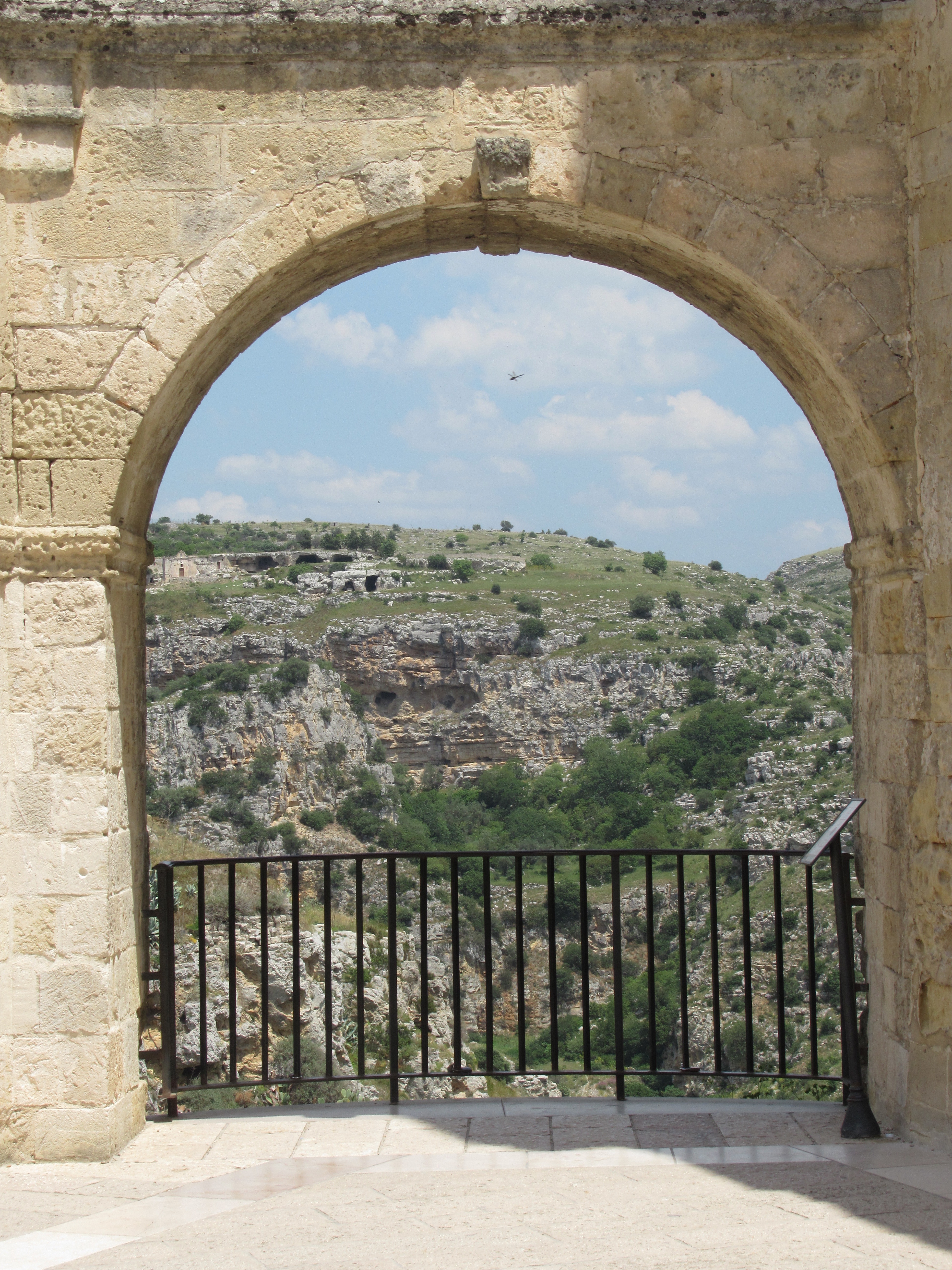 Arch in Matera, Italy | Pics4Learning
