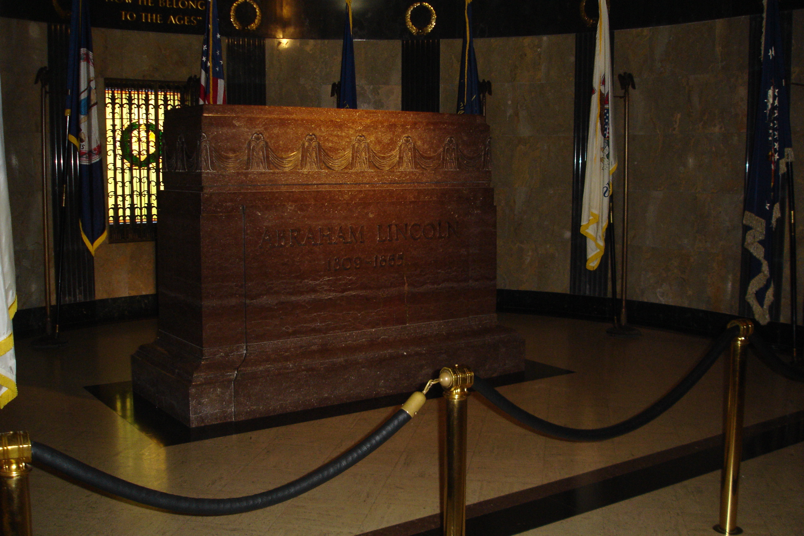 Lincoln Tomb - Oak Ridge Cemetery | Pics4Learning