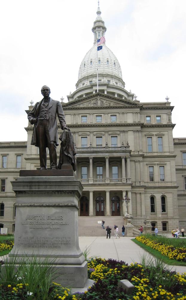 Michigan State Capitol Building and statue of A. Blair | Pics4Learning