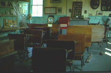 Old time classroom Ontario Canada | Pics4Learning