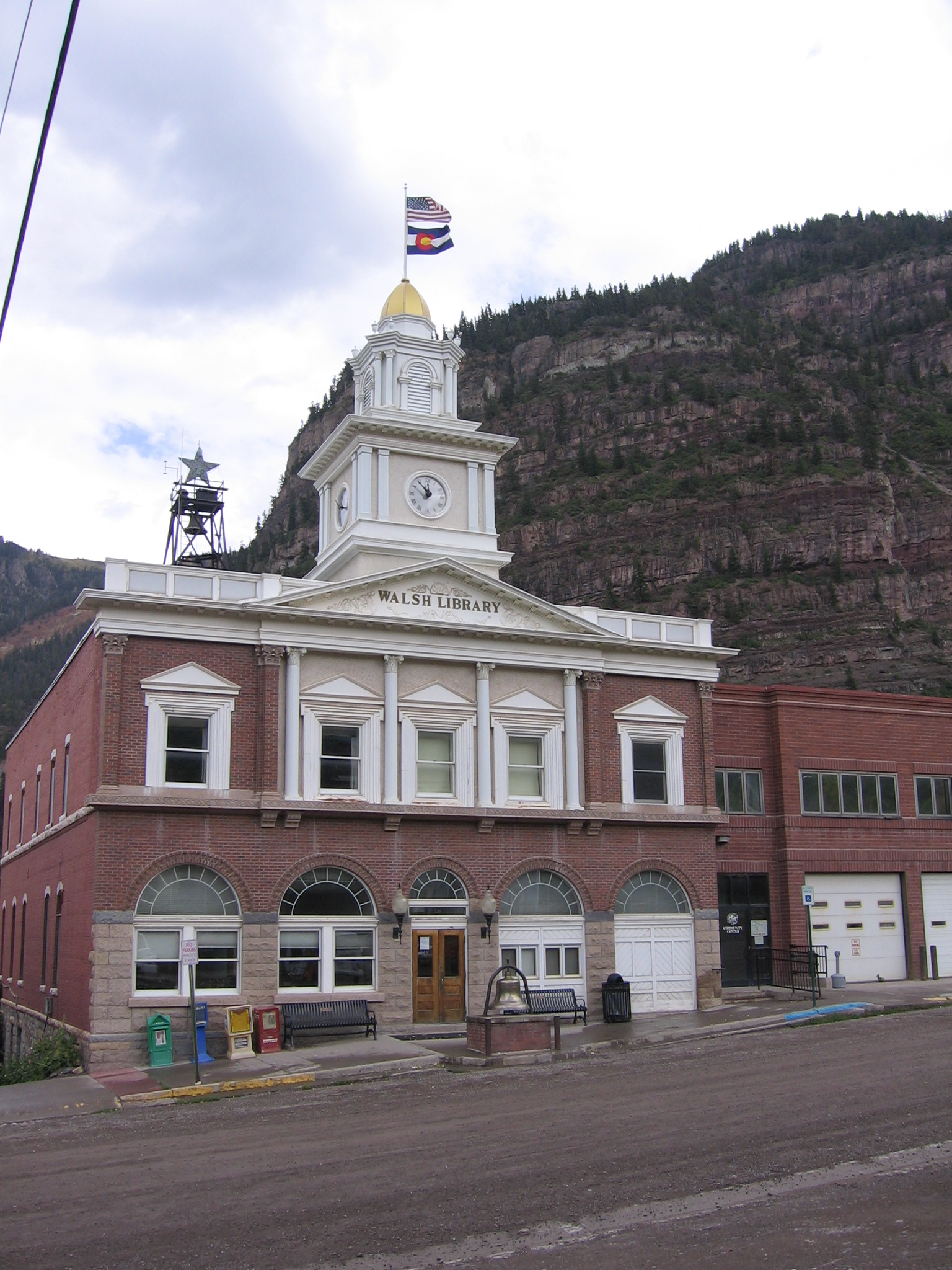 Walsh Library | Pics4Learning