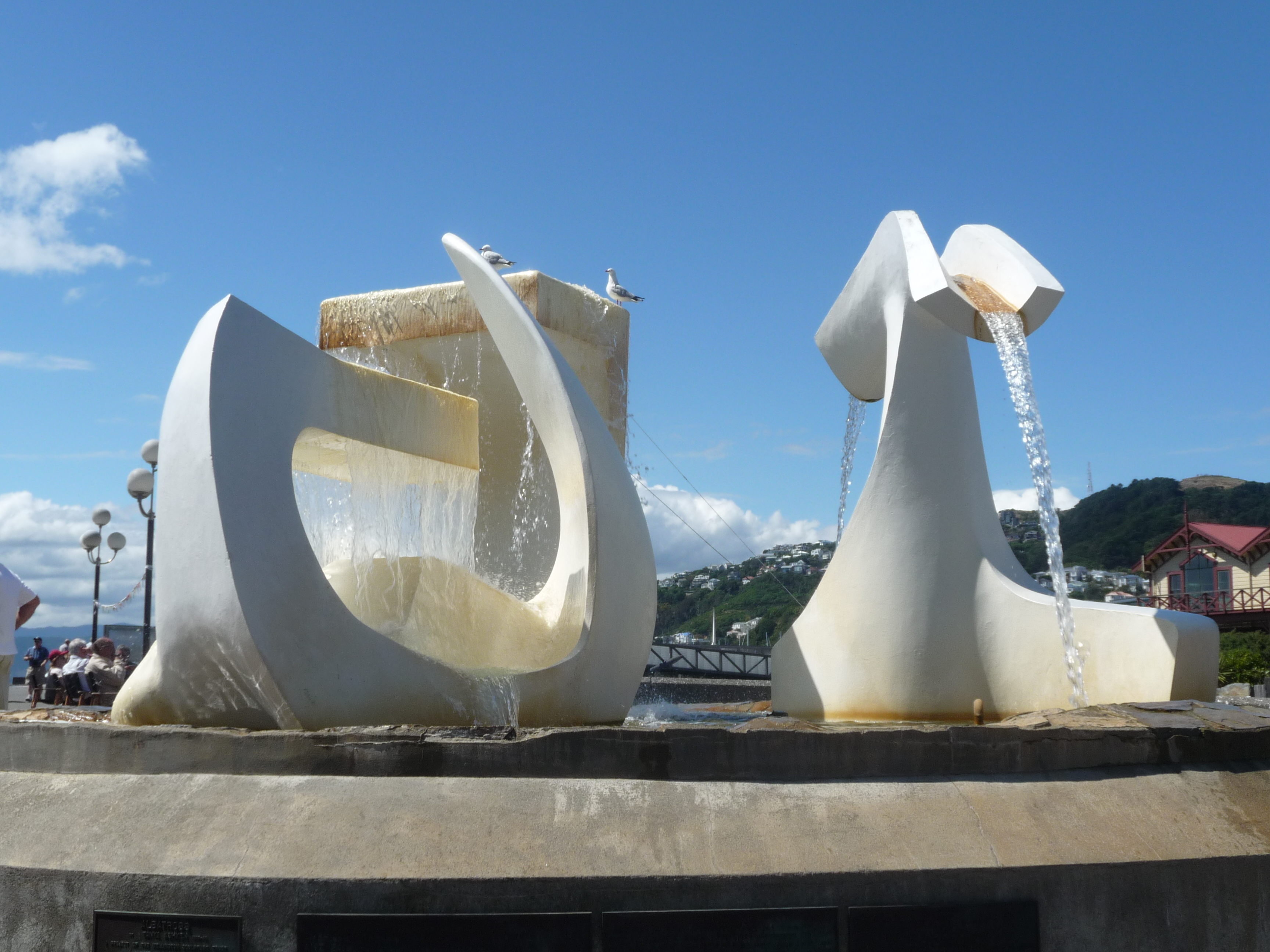 Fountain at waterfront in Wellington | Pics4Learning
