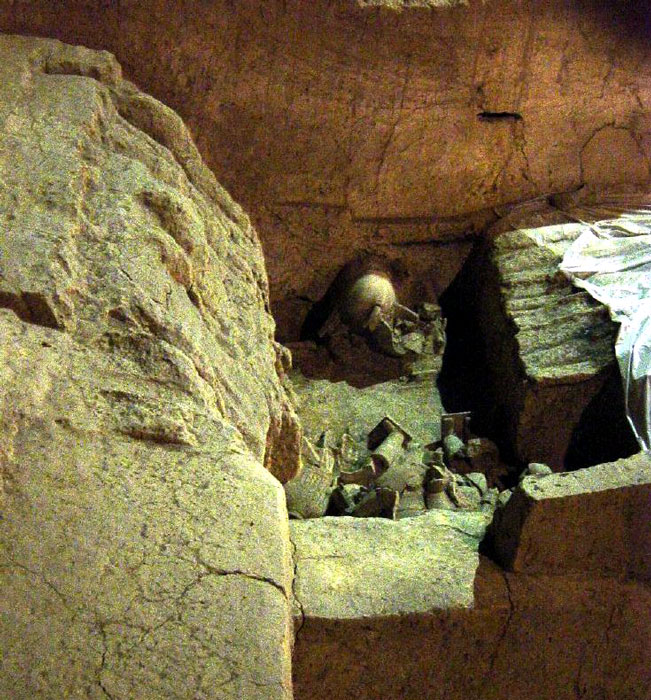 Some pits show pieces of weaponry or sacrificial objects. | Pics4Learning