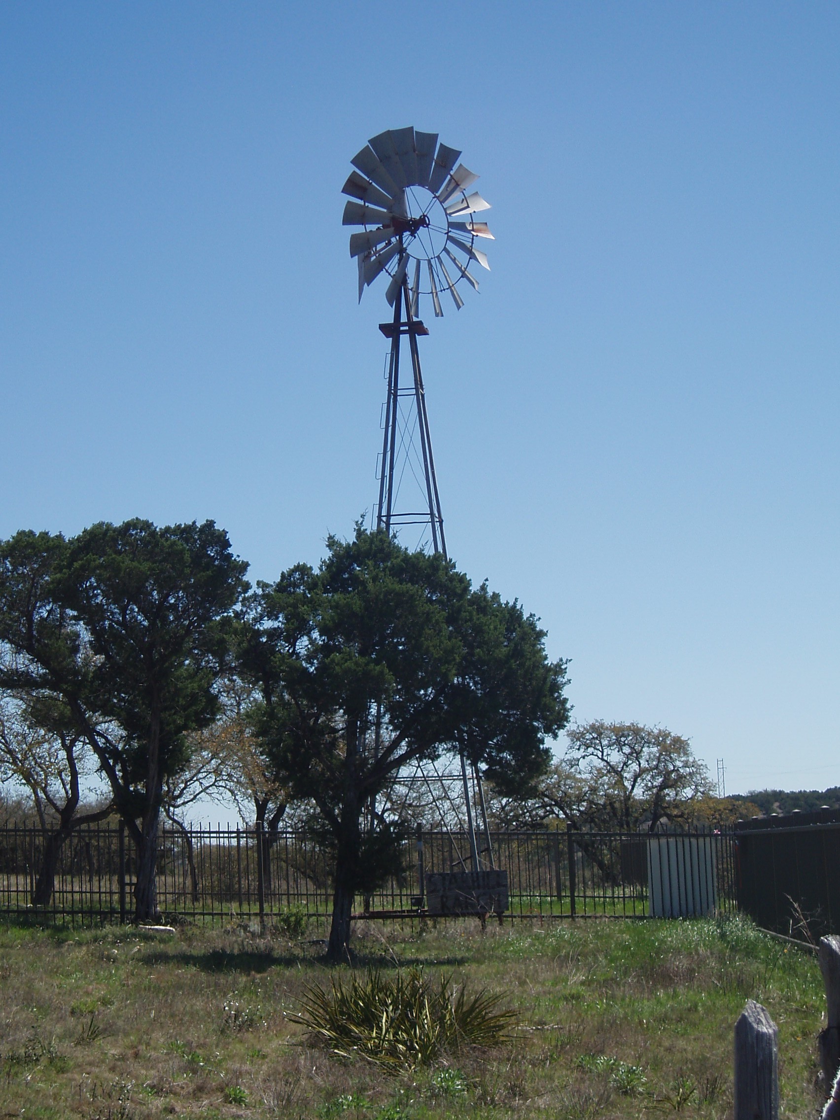 Working Texas Windmill | Pics4Learning