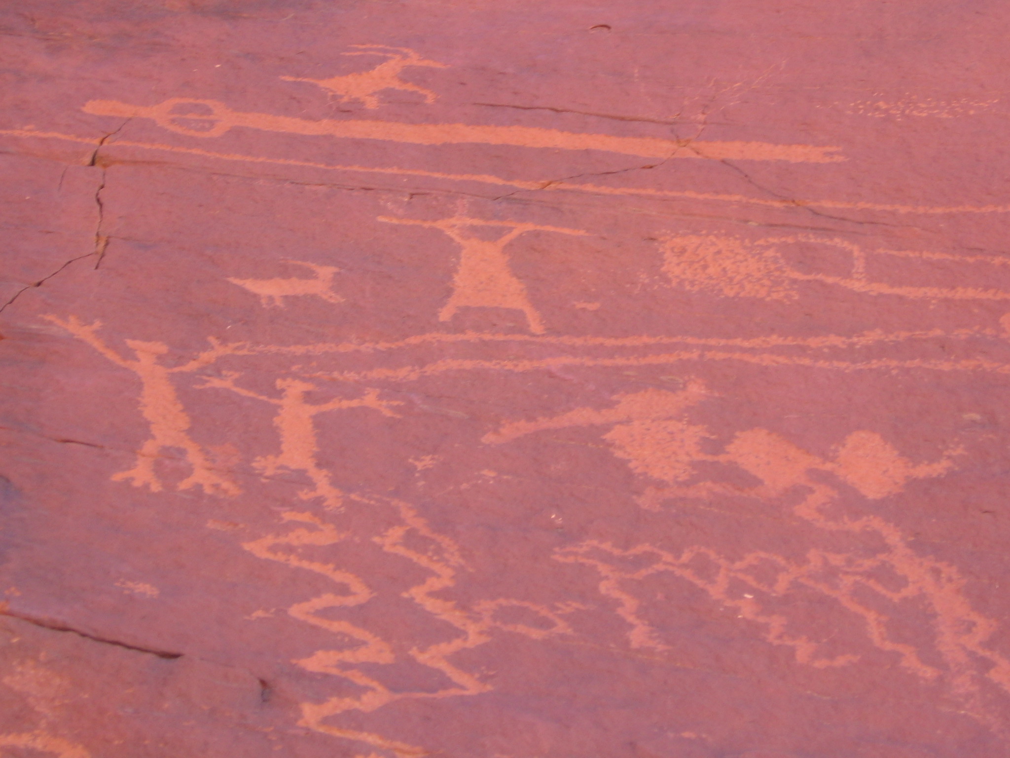 Atlatl panel petroglyph - atlatl at the top | Pics4Learning